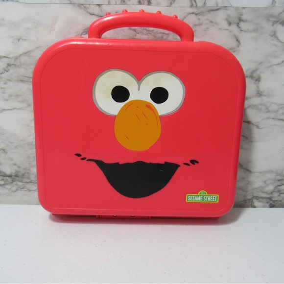 Hasbro | Toys | Sesame Street Elmo On The Go Abc Alphabet Letters ...